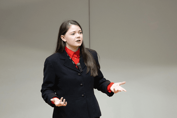 Hultquist takes first place in 2024 three minute thesis (3MT ...